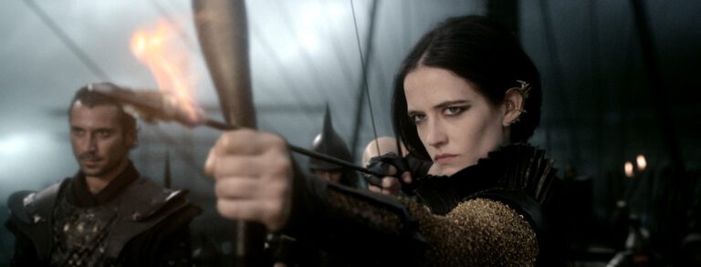 300: Rise of an Empire movie review (2014) | Roger Ebert