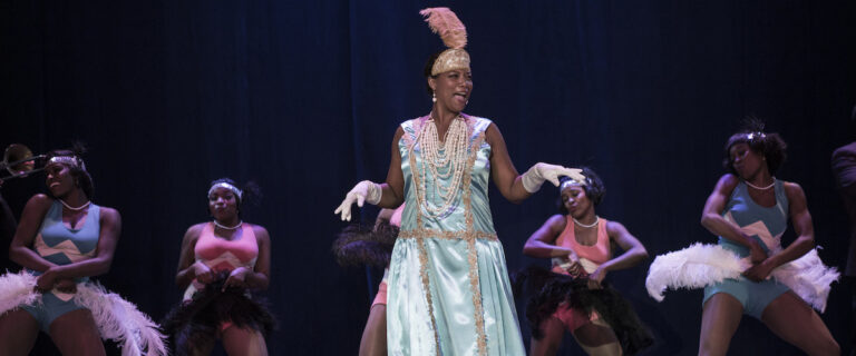 Bessie movie review & film summary (2015) | Roger Ebert