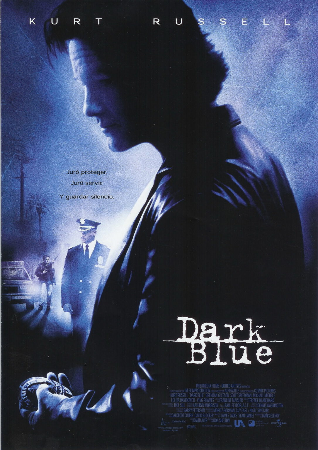 Dark Blue movie review & film summary (2003) | Roger Ebert