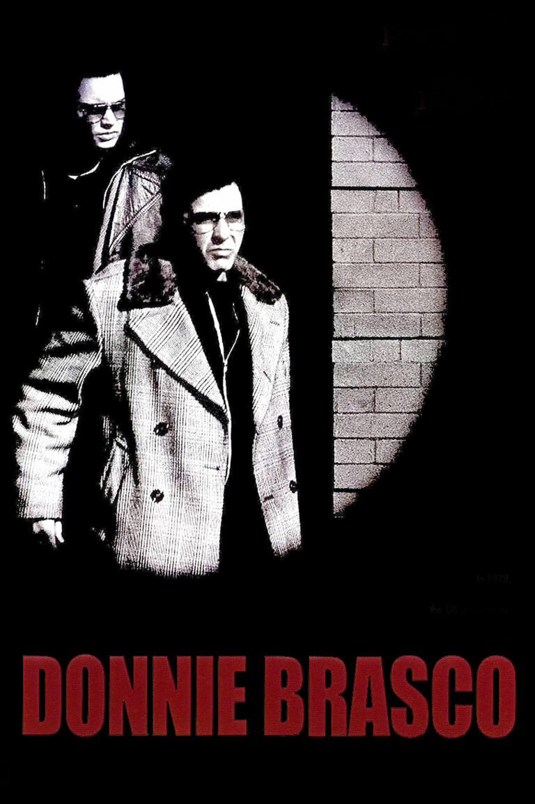 Donnie Brasco movie review & film summary (1997) | Roger Ebert