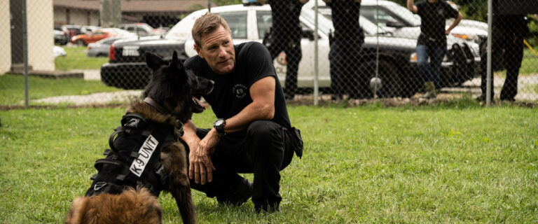 Muzzle movie review & film summary (2023) | Roger Ebert