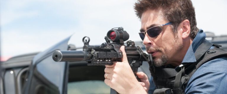 Sicario movie review & film summary