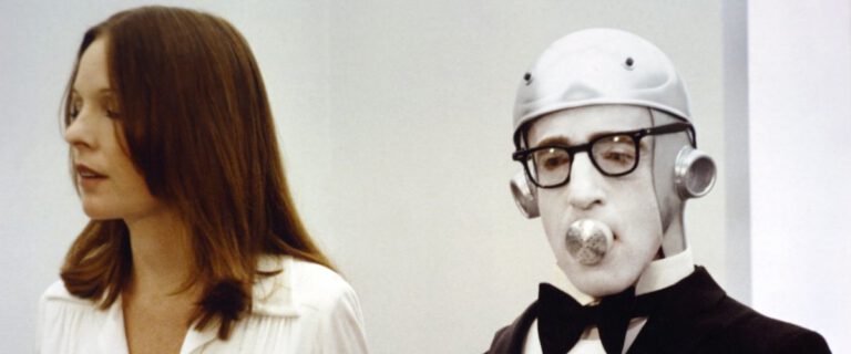 Sleeper movie review & film summary (1973) | Roger Ebert