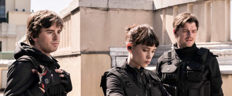 The Vault movie review & film summary (2021) | Roger Ebert