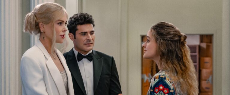 A Family Affair movie review & film summary (2024) | Roger Ebert