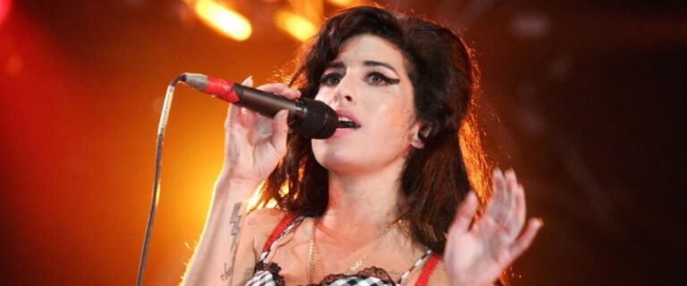 Amy movie review & film summary (2015) | Roger Ebert