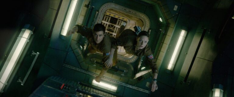 Life movie review & film summary (2017) | Roger Ebert