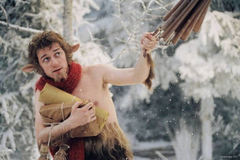 ‘Narnia’ finds universe next door movie review