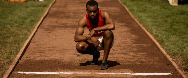 Race movie review & film summary