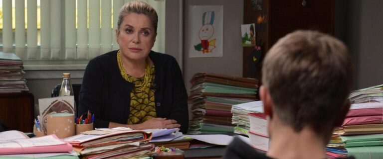 Standing Tall movie review & film summary (2016) | Roger Ebert