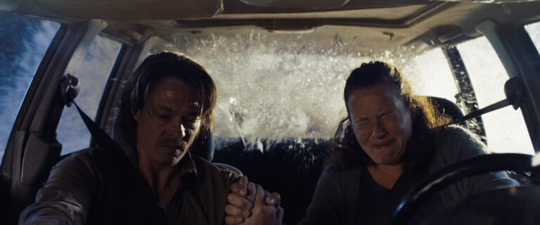 The Wave movie review & film summary