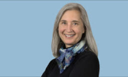 Topside movie review & film summary (2022) | Roger Ebert