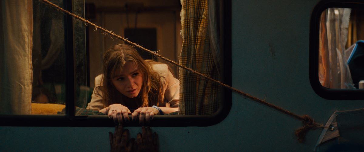 Don’t Turn Out the Lights movie review