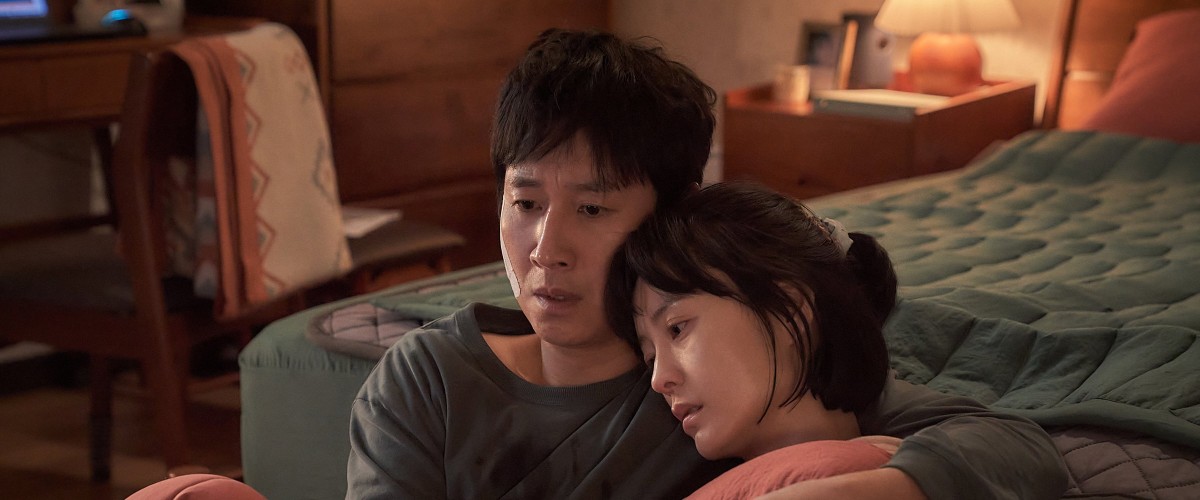 Sleep movie review & film summary (2024) | Roger Ebert