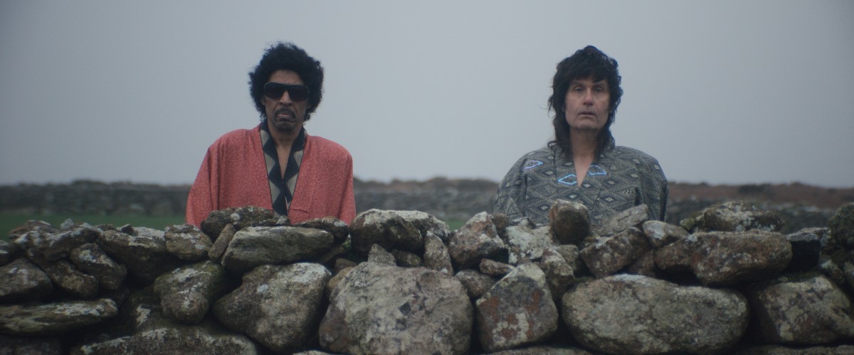 Ebony and Ivory movie review & film summary (2025) | Roger Ebert